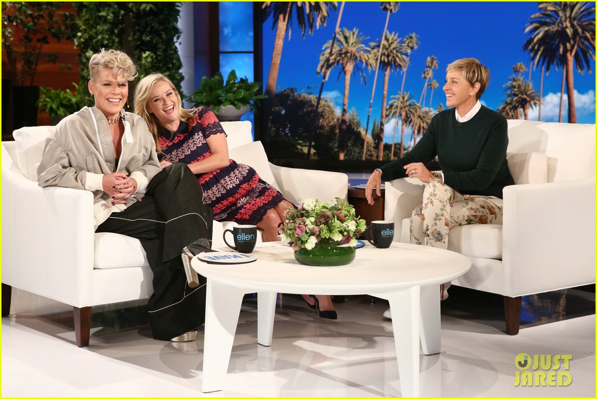 Reese Witherspoon & Son Deacon Had a Scary Experience During a Camping ...