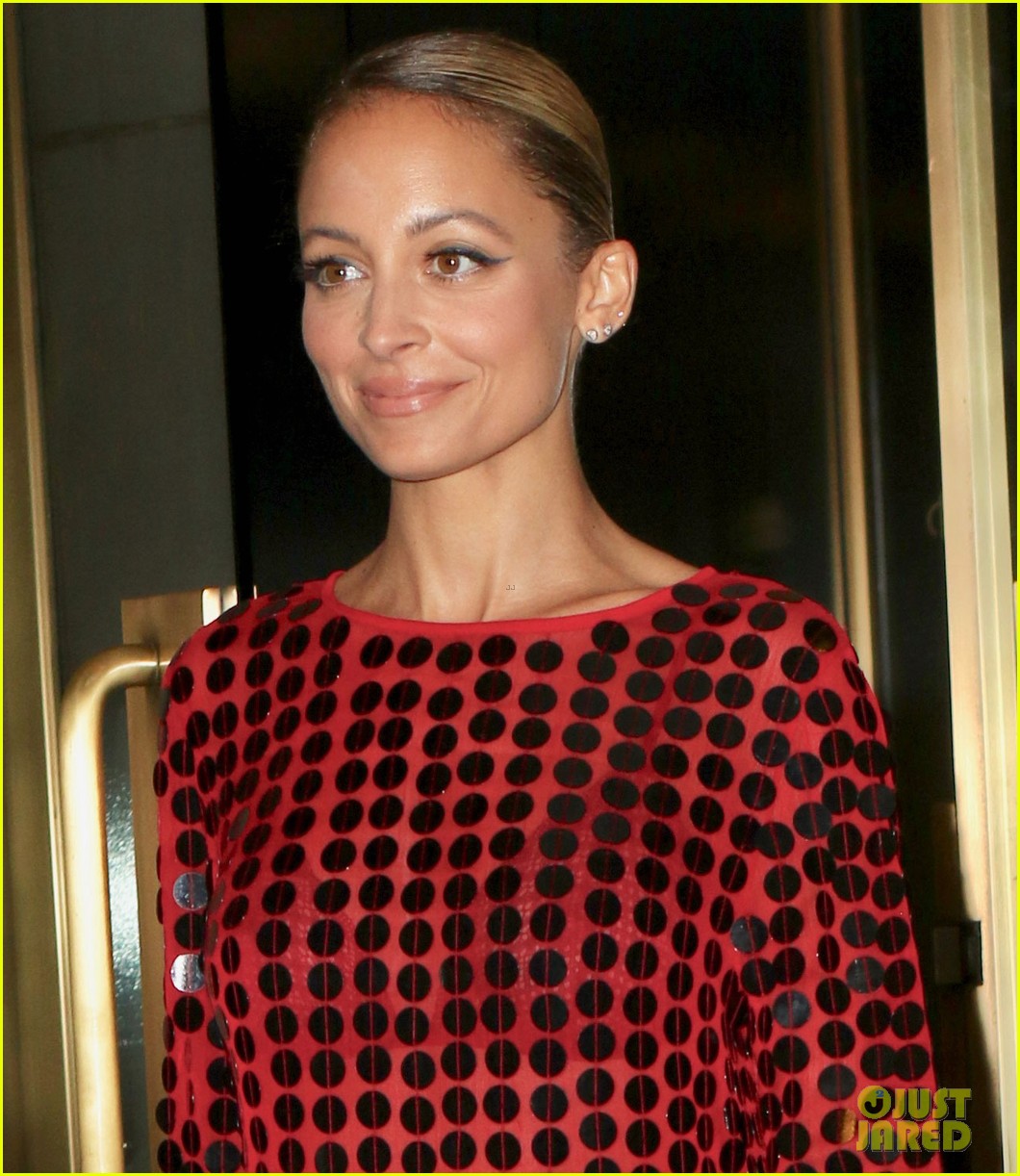 Nicole Richie Talks Season Two of 'Great News' While Braiding Jimmy ...