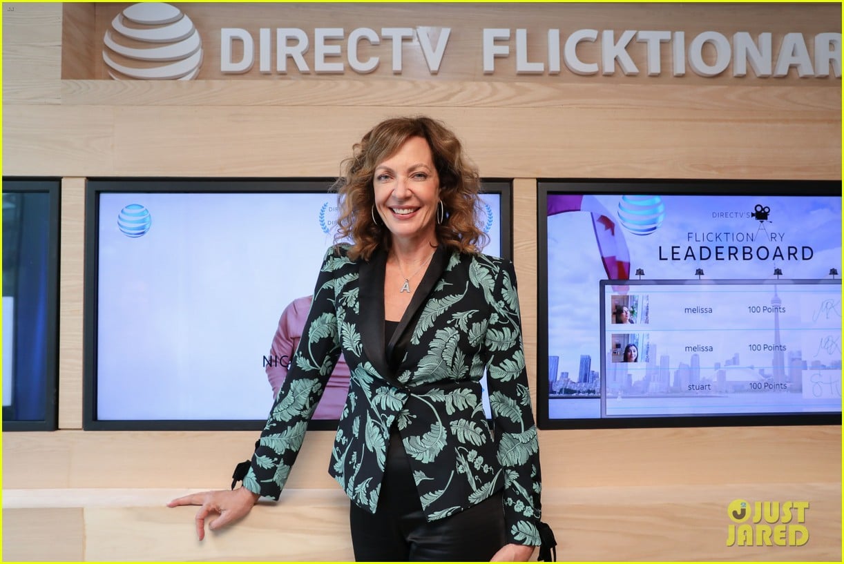 Margot Robbie & Armie Hammer Promote Their New Movies at TIFF: Photo ...