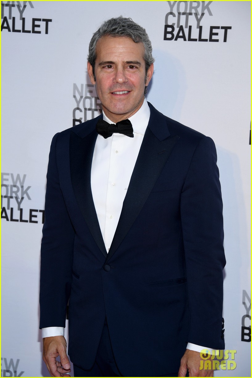 Sarah Jessica Parker, Keri Russell, & Malin Akerman Have Date Night ...