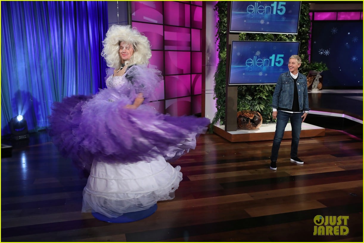 Channing Tatum Dresses as a Princess, Lip Syncs 'Let It Go' for Halle ...