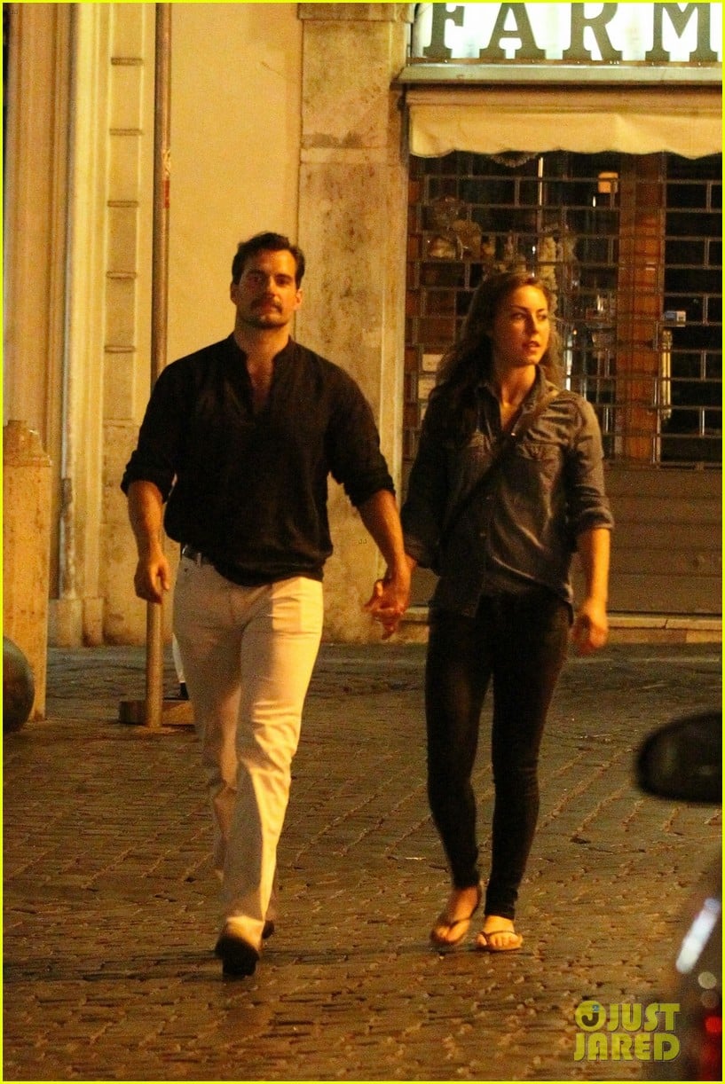 Henry Cavill Talks About Fame's Effect on His Relationships: Photo ...