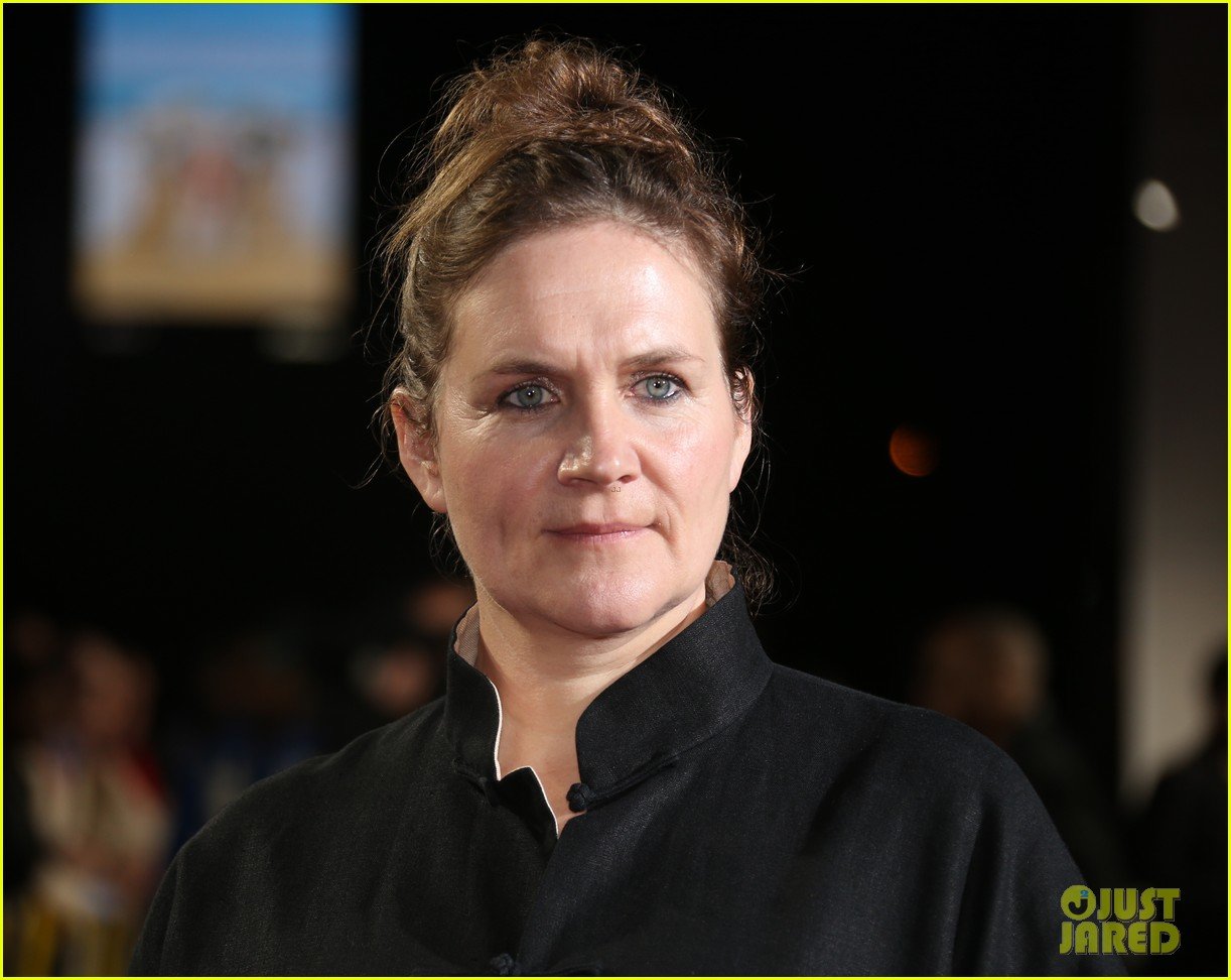 Grace Jones Looks Fierce at 'Grace Jones: Bloodlight & Bami' Premiere ...