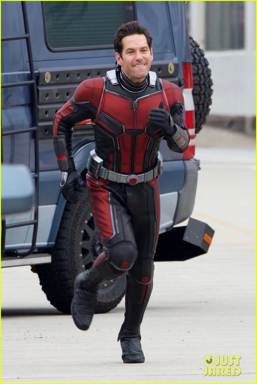 Paul Rudd Runs in Costume on the Set of 'Ant-Man and The Wasp' - First Look!: Photo 3972054 ...