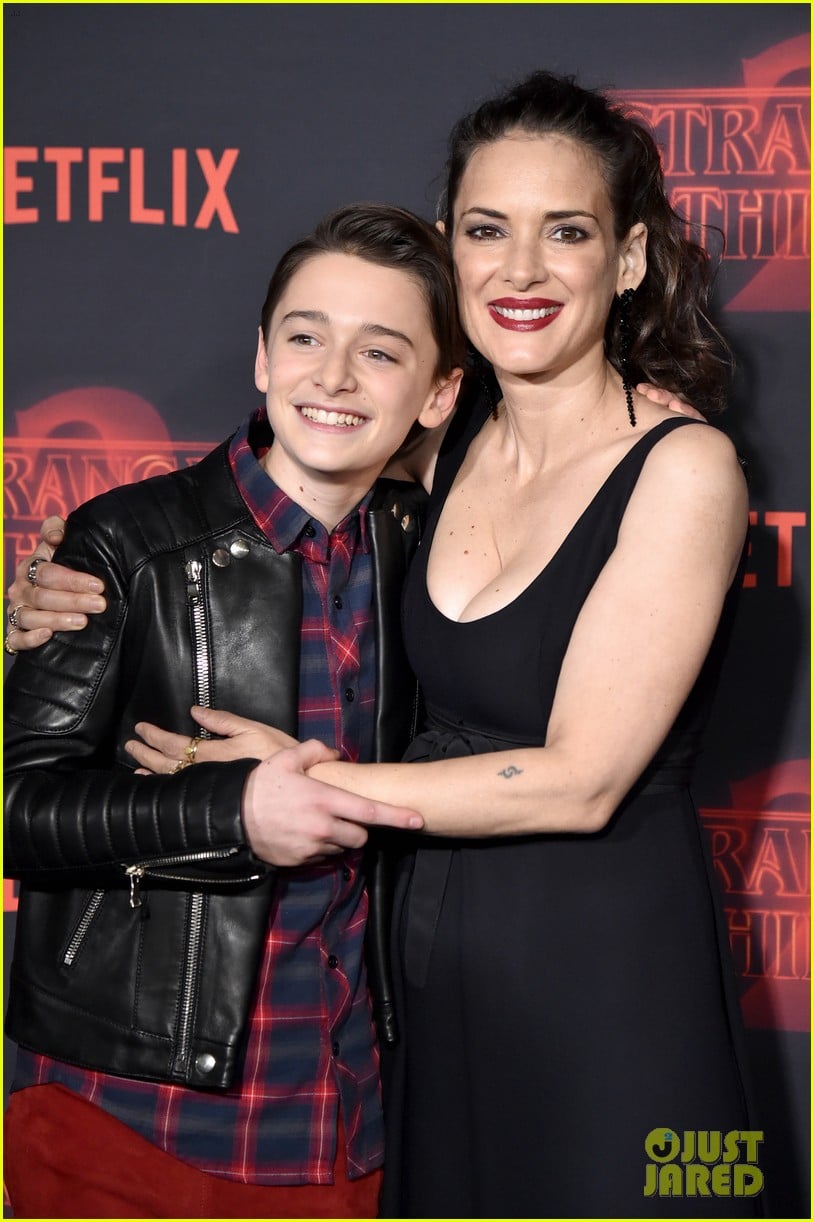 Winona Ryder Meets Up with Her On-Screen Son at 'Stranger Things ...
