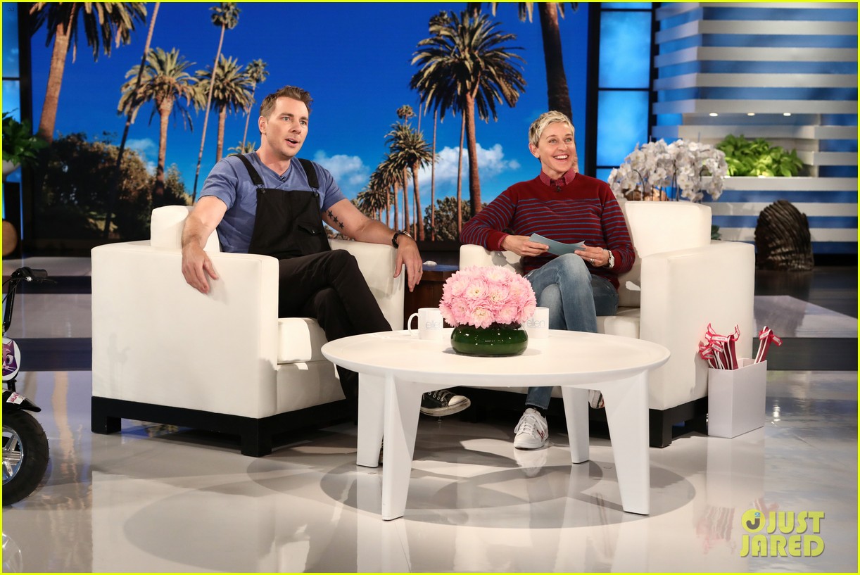 Dax Shepard Shares Adorable Video of Daughter Lincoln Riding Motorcycle ...