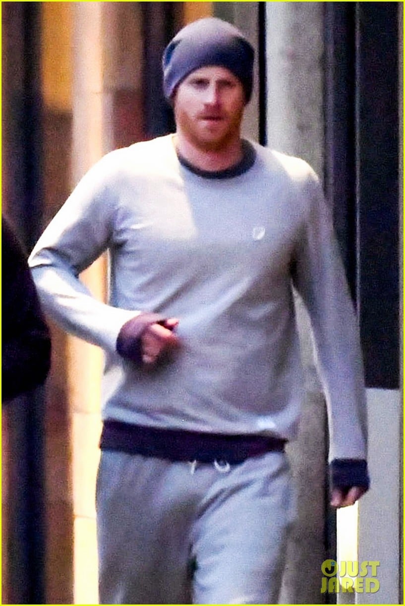 Prince Harry Works on His Fitness Ahead of Wedding Date!: Photo 3993394 ...