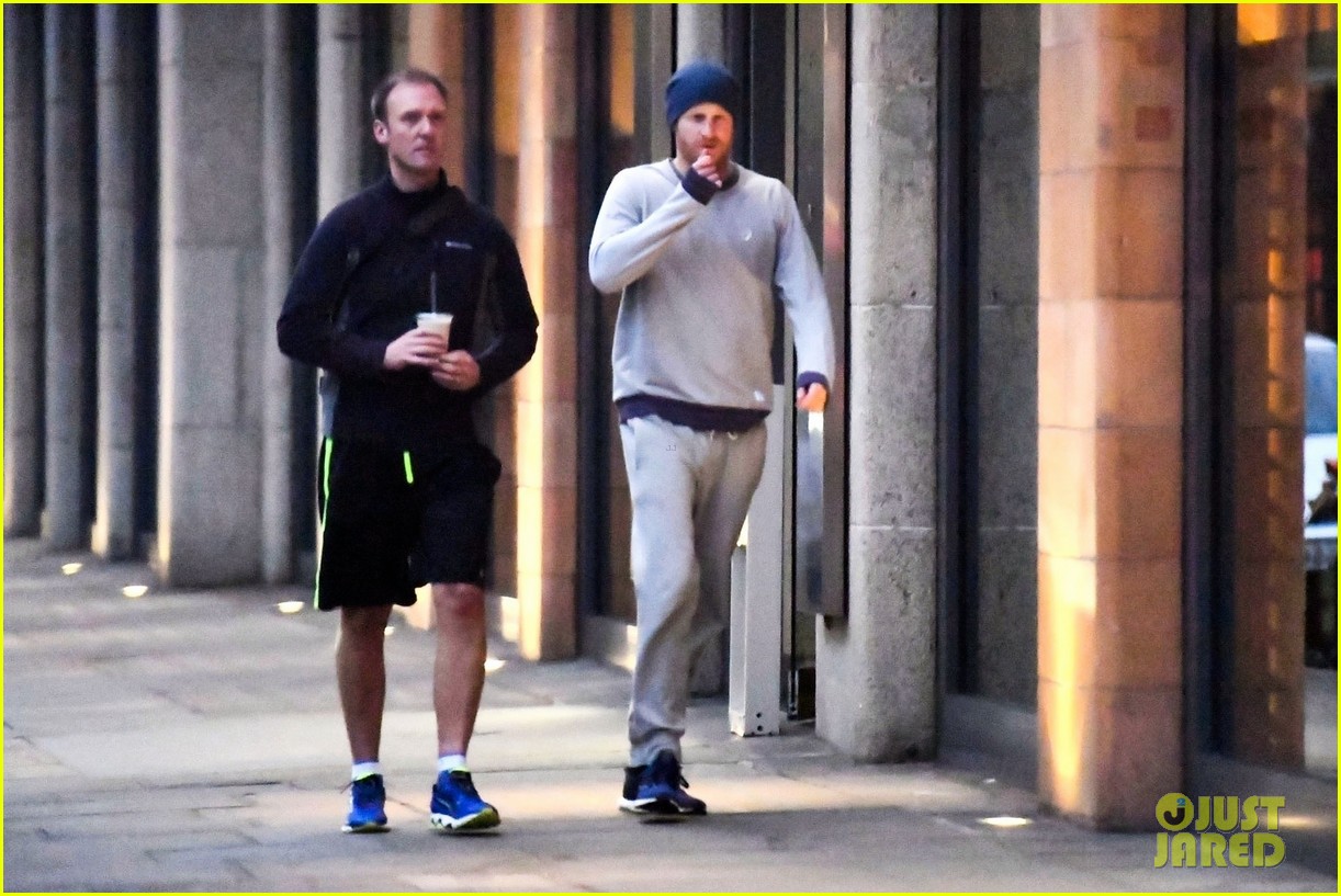 Prince Harry Works on His Fitness Ahead of Wedding Date!: Photo 3993398 ...