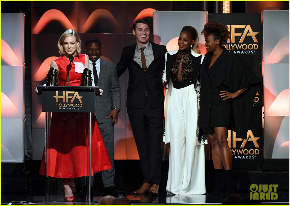 Carey Mulligan & 'Mudbound' Accept Ensemble Prize at Hollywood Film ...