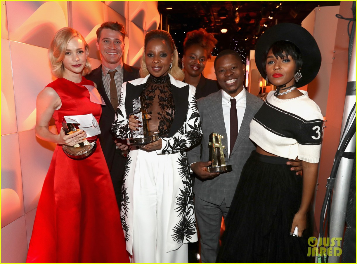 Carey Mulligan & 'Mudbound' Accept Ensemble Prize at Hollywood Film ...