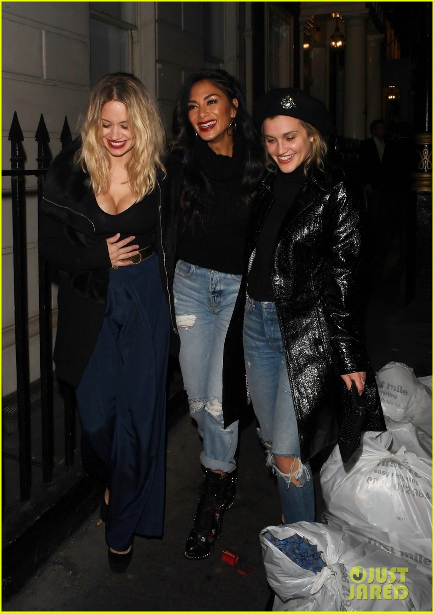 Nicole Scherzinger, Ashley Roberts & Kimberly Wyatt Have a Mini ...