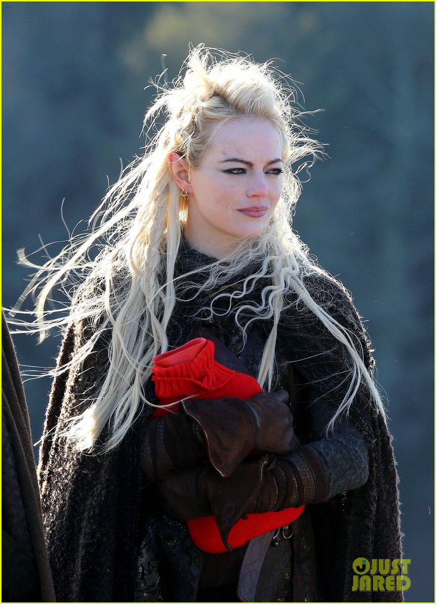 Emma Stone Is Basically the Female Legolas in These 'Maniac' Set Photos ...