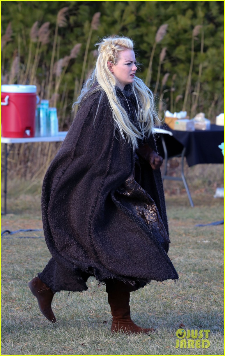 Emma Stone Is Basically the Female Legolas in These 'Maniac' Set Photos ...