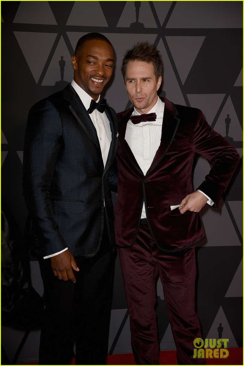 Marvel Stars Tessa Thompson & Chadwick Boseman Present at Governors ...