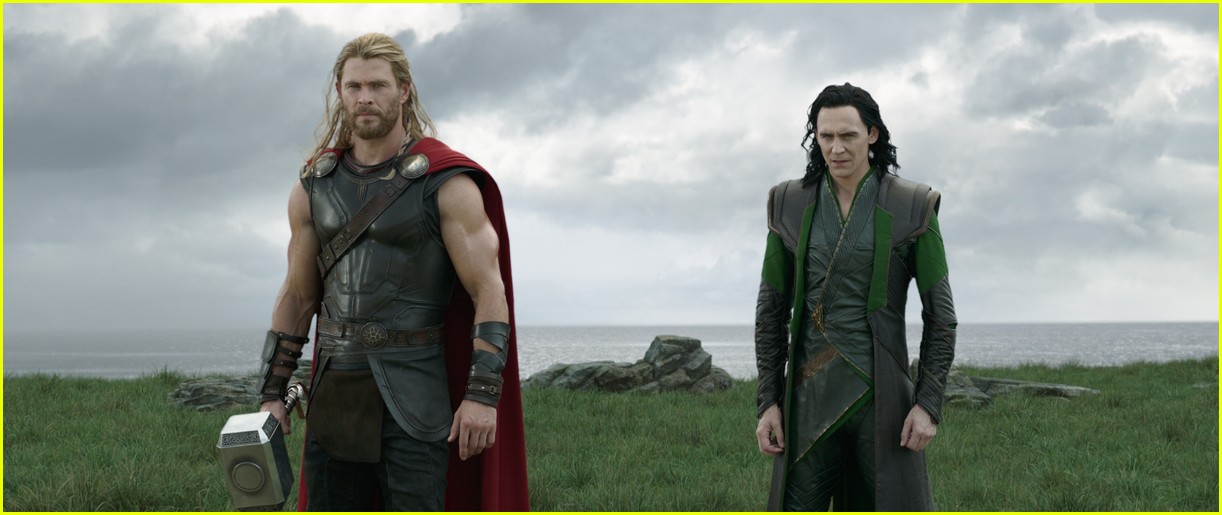 Is There a 'Thor: Ragnarok' End Credits Scene?: Photo 3981233 | Cate ...
