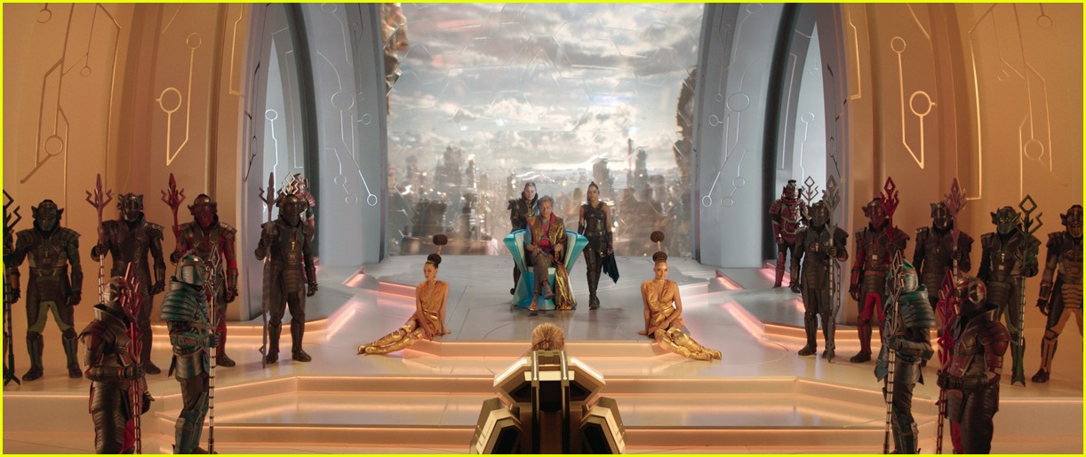 Is There a 'Thor: Ragnarok' End Credits Scene?: Photo 3981247 | Cate ...