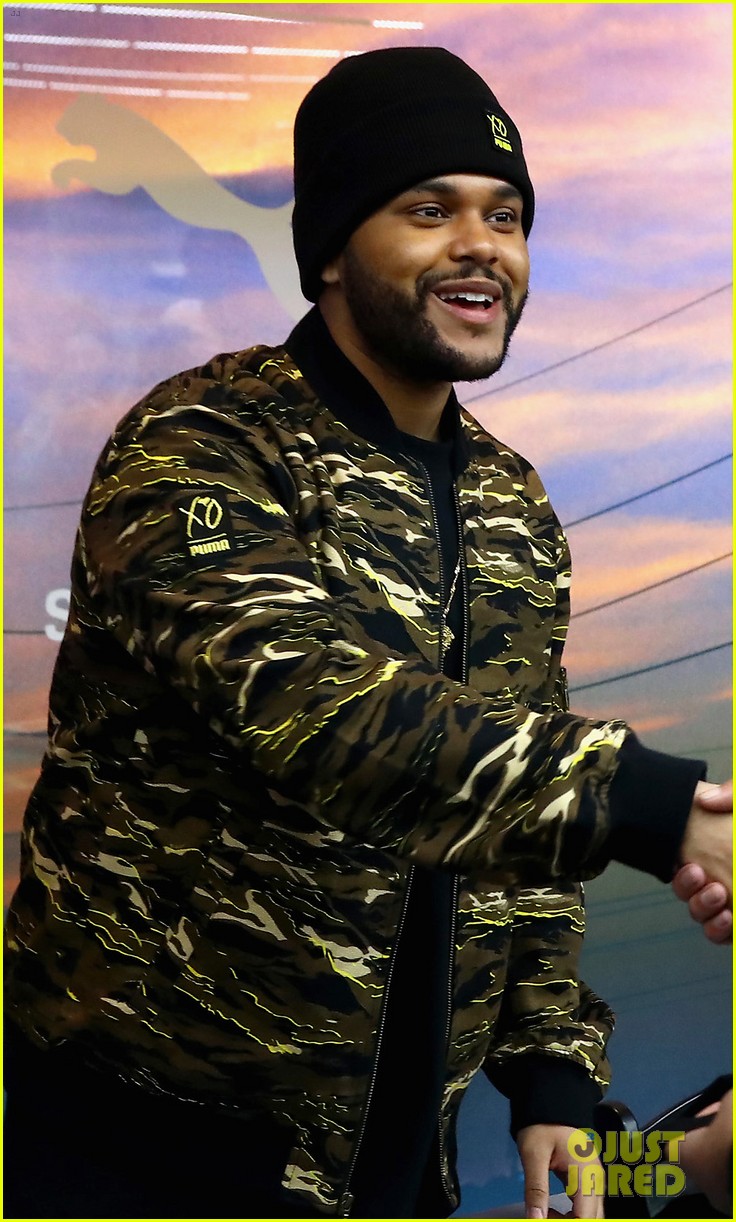 The Weeknd Meets Fans at Puma Pop-Up Shop in NYC!: Photo 3987130 ...