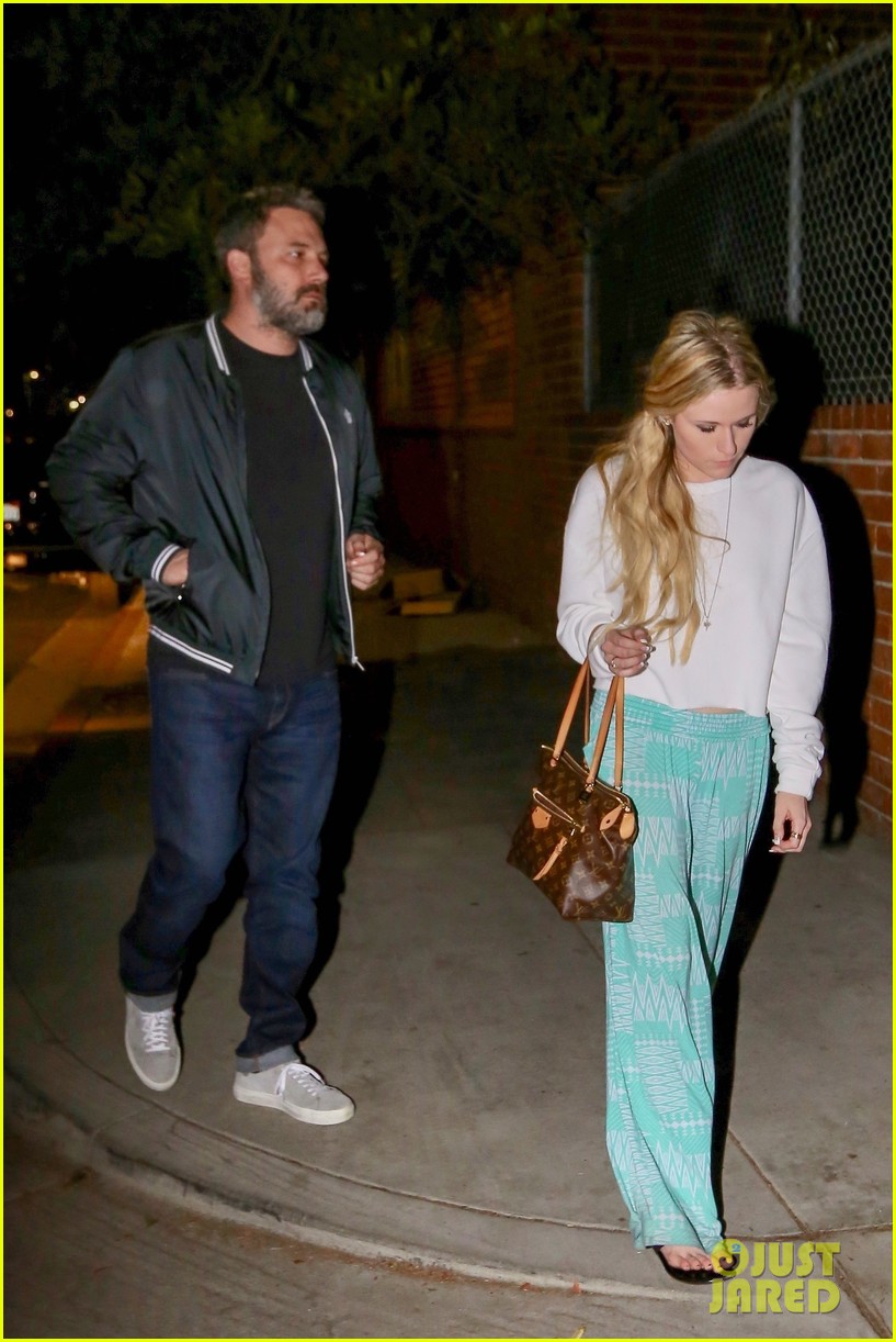 Ben Affleck Stops By a Buddhist Center with Friends: Photo 4002180 ...