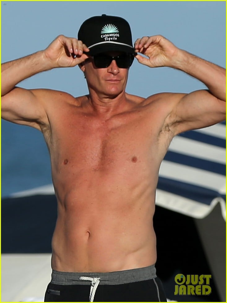 Presley Gerber & Dad Rande Go Shirtless in Miami!: Photo 3998091 ...