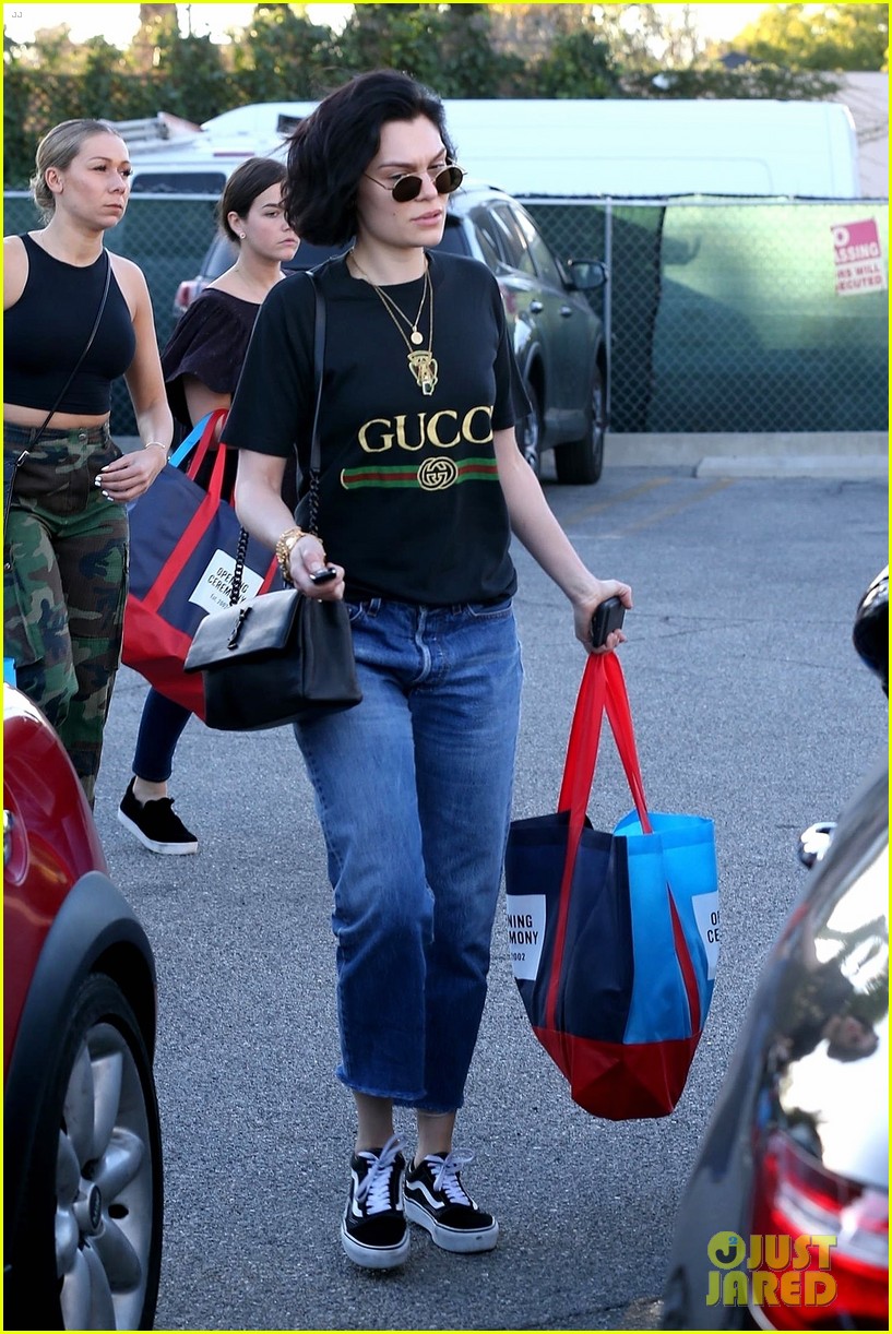 Jessie J Goes on a Shopping Spree in Los Angeles!: Photo 4001218 ...