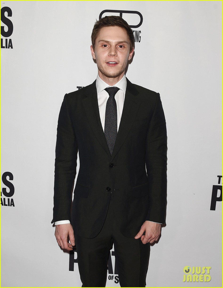 Evan Peters & Melanie Griffith Premiere 'Pirates of Somalia' in LA ...