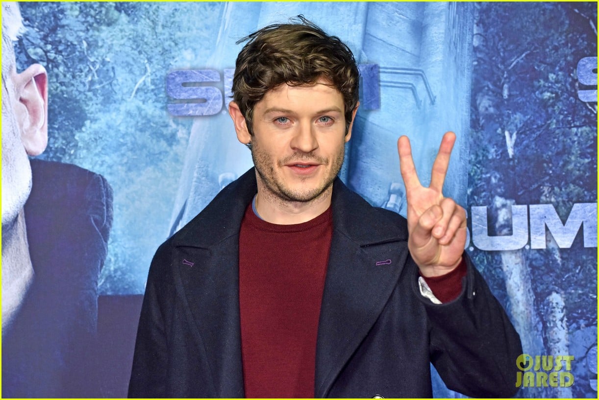 Iwan Rheon Hits Berlin for 'Alien Invasion: S.U.M.1' Premiere - Watch ...