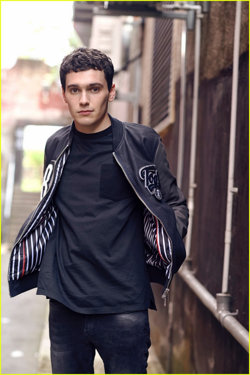 Get to Know Peaky Blinders' Jack Rowan with These 10 Fun Facts ...