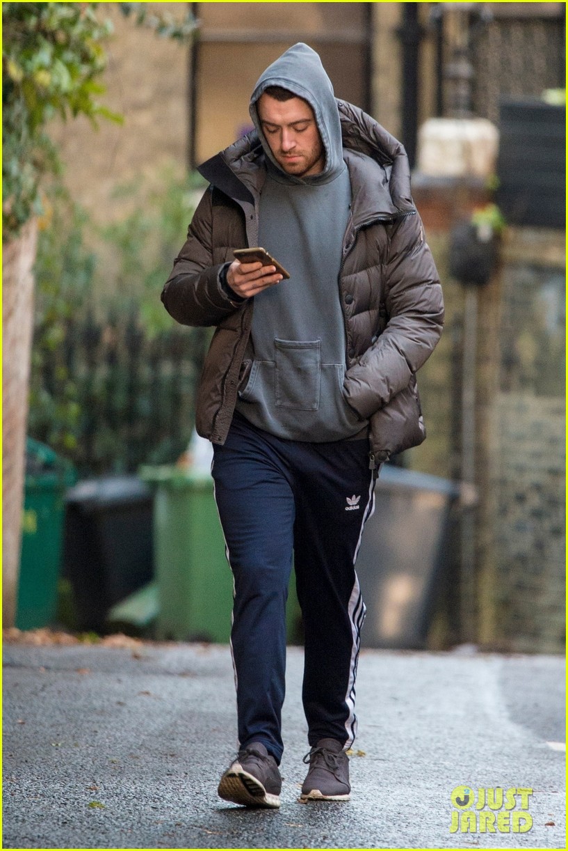 Sam Smith Bundles Up for a Stroll in London: Photo 4003701 | Photos ...