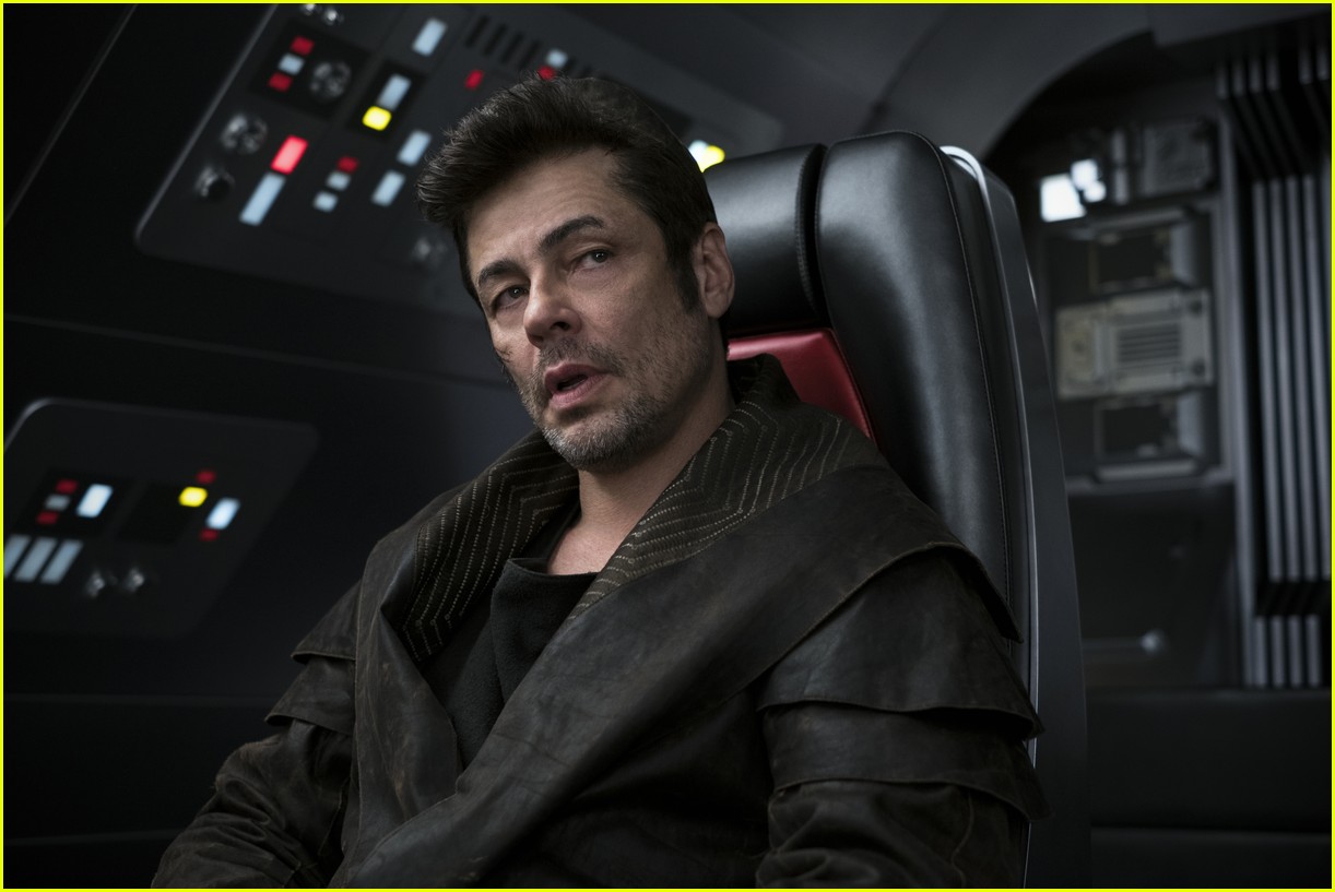 Is There a 'Star Wars: The Last Jedi' End Credits Scene?: Photo 4001239 ...