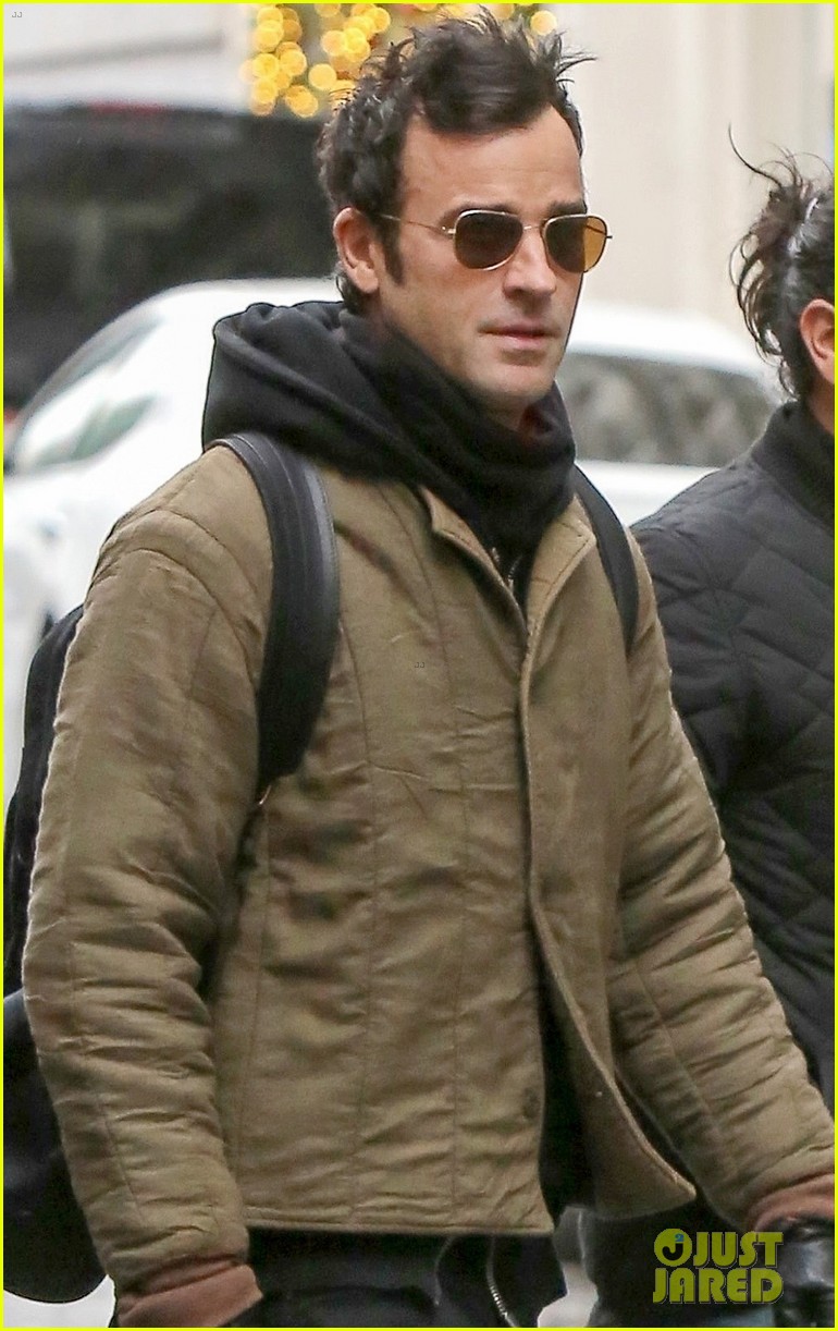 Justin Theroux Bundles Up for Afternoon Outing in NYC: Photo 4001206 ...