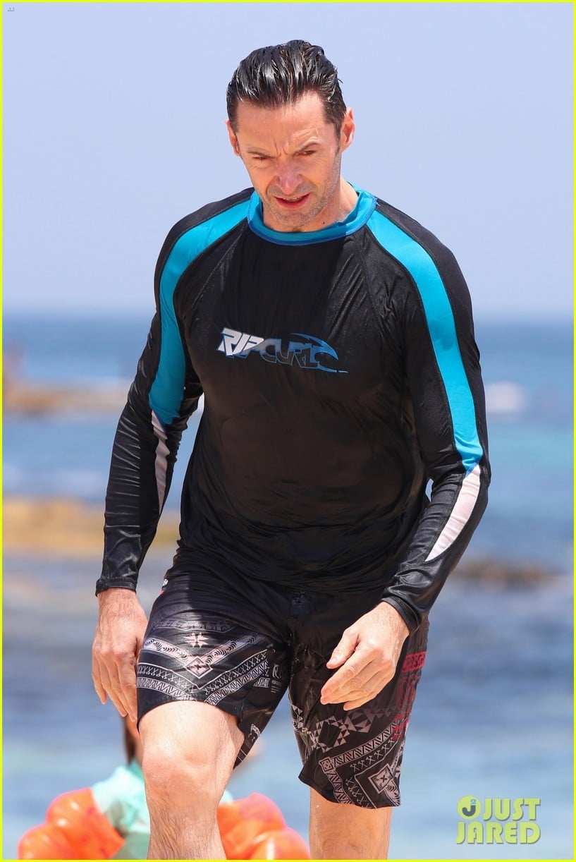 Zac Efron & Hugh Jackman Hit the Beach in Sydney!: Photo 4003004 | Hugh ...
