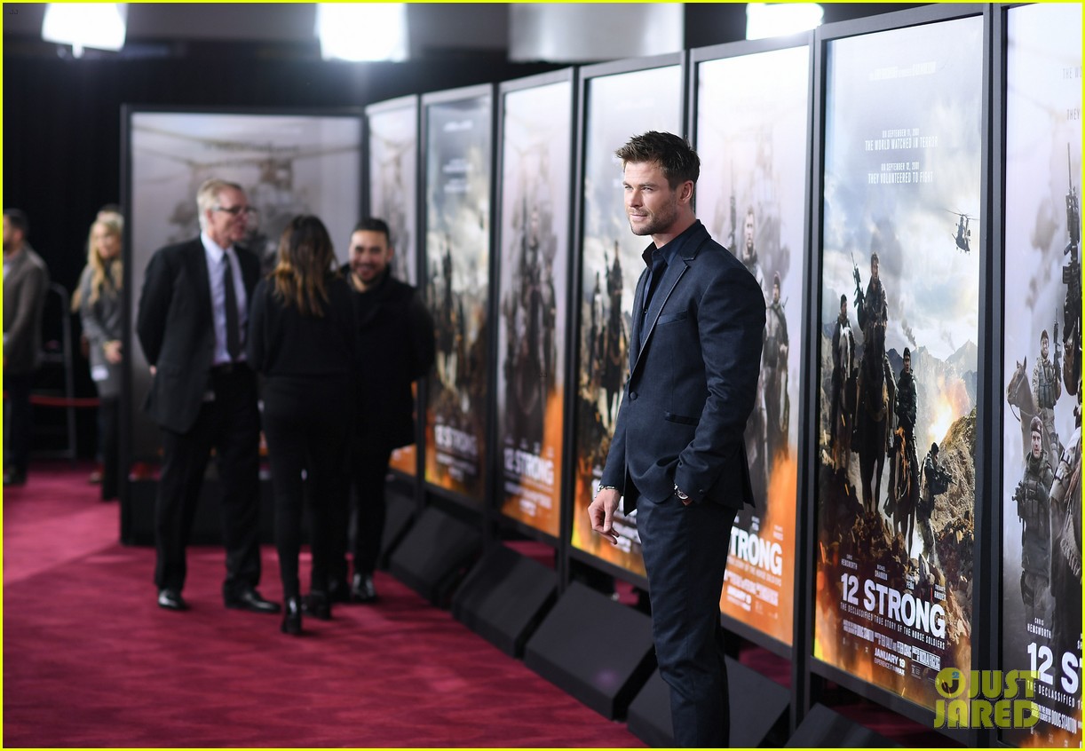 Chris Hemsworth Premieres '12 Strong' with Wife & Co-star Elsa Pataky ...