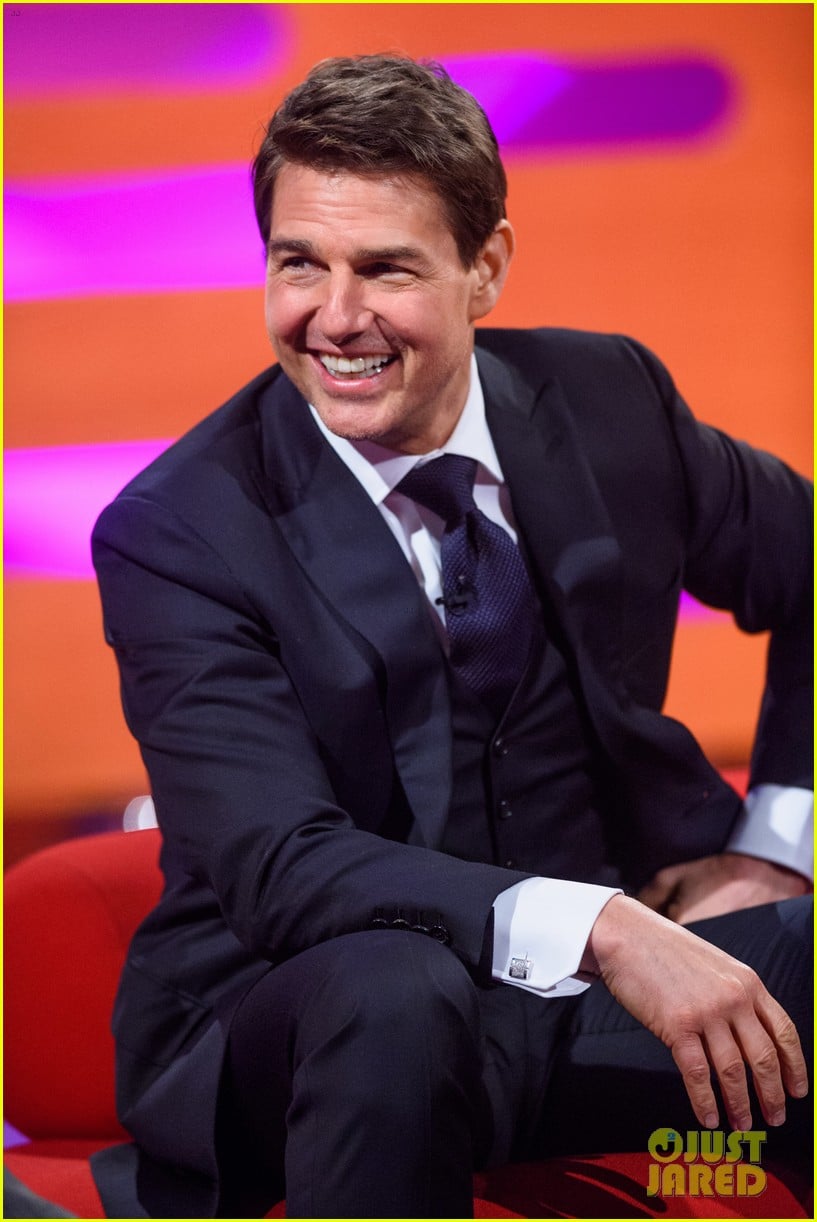 Tom Cruise, Henry Cavill, & 'Mission: Impossible' Cast Make an Early ...
