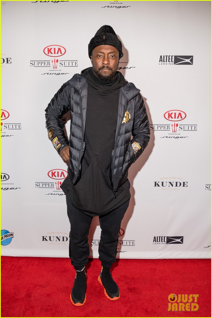 Garrett Hedlund & Jason Ritter Stop By The Music Lodge at Sundance ...