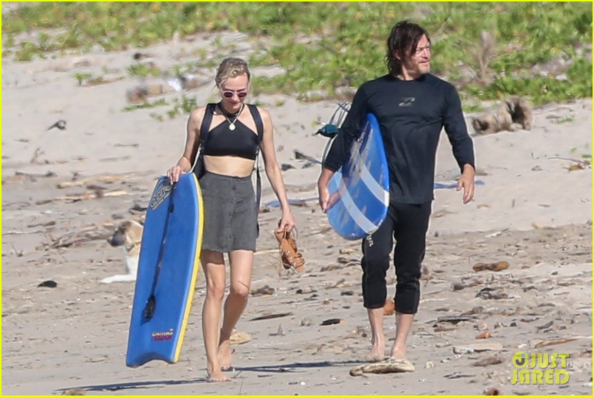 Diane Kruger & Norman Reedus Cuddle on the Beach in Costa Rica - See ...
