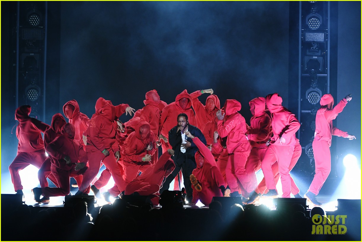 Kendrick Lamar's Grammys 2018 Performance Video with Dave Chappelle ...