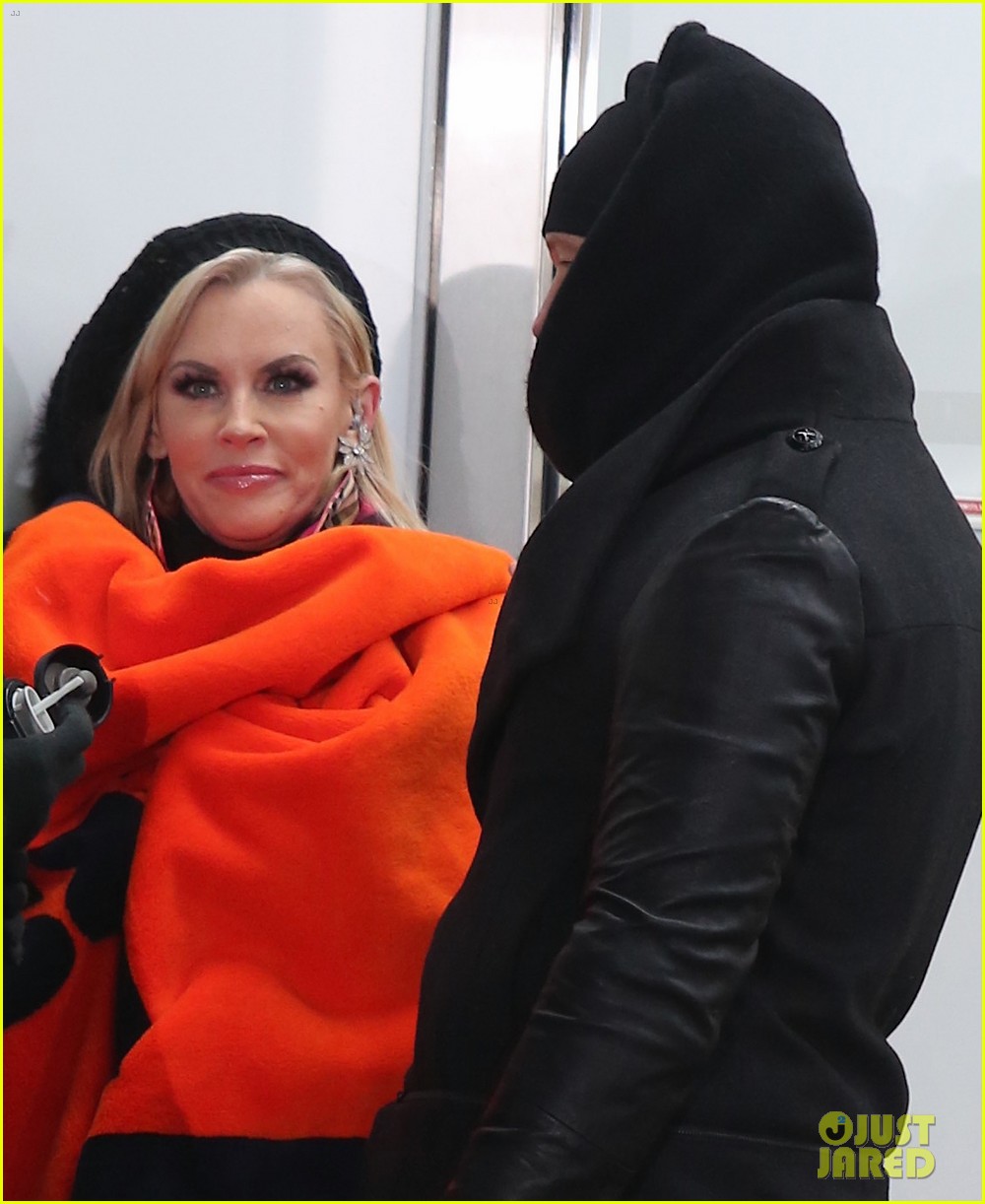 Jenny McCarthy Jokes About Plastic Surgery on New Year's Eve: Photo ...