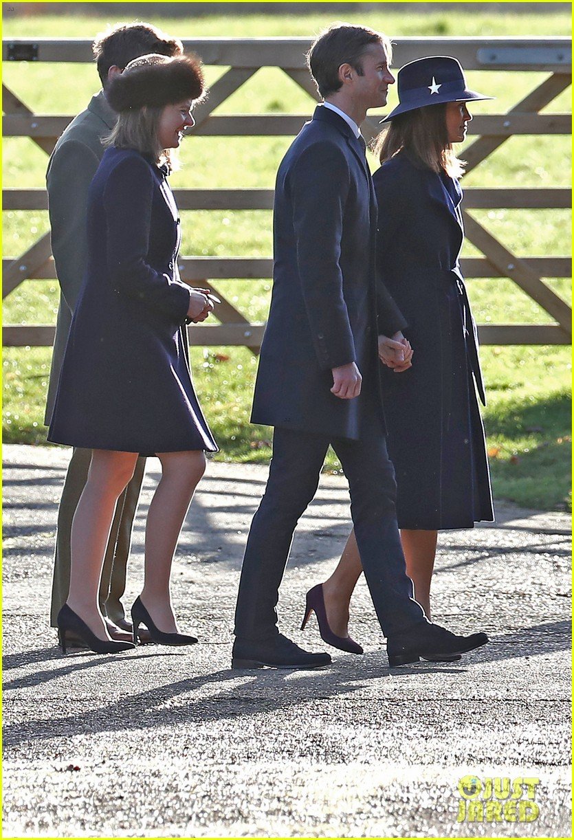 Photo: kate middleton pippa middleton church 03 | Photo 4010997 | Just ...