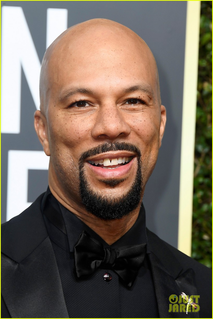 Naomi Campbell & Common Hit the Red Carpet at Golden Globes 2018 ...