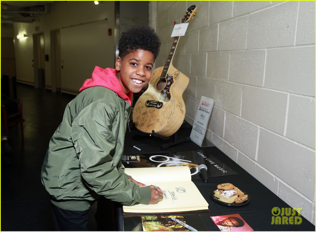 JD McCrary Makes His Grammys Debut with 'Lion King' Co-Star Donald ...