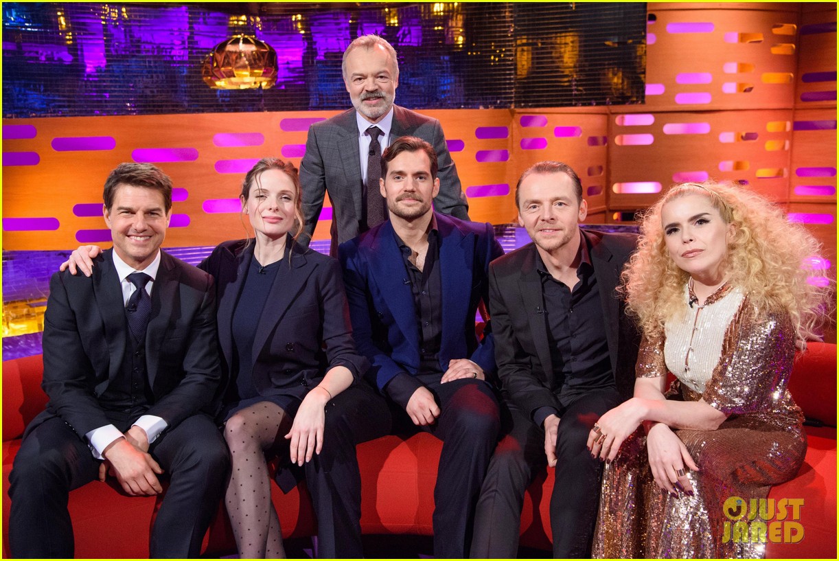 Tom Cruise Reveals His Ankle Is Still Broken While Continuing Work on ...