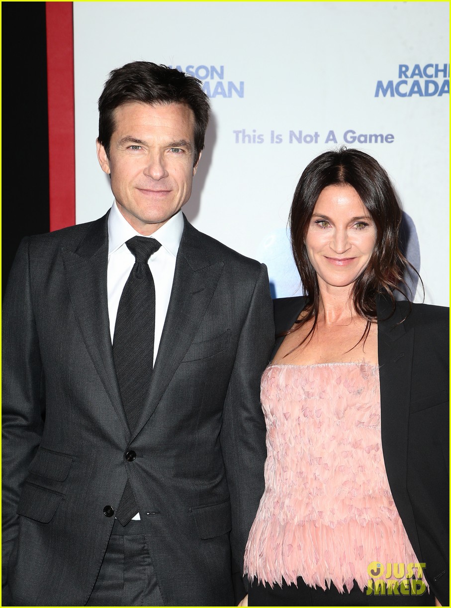 Jason Bateman & Michael C. Hall Bring Their Spouses to 'Game Night ...