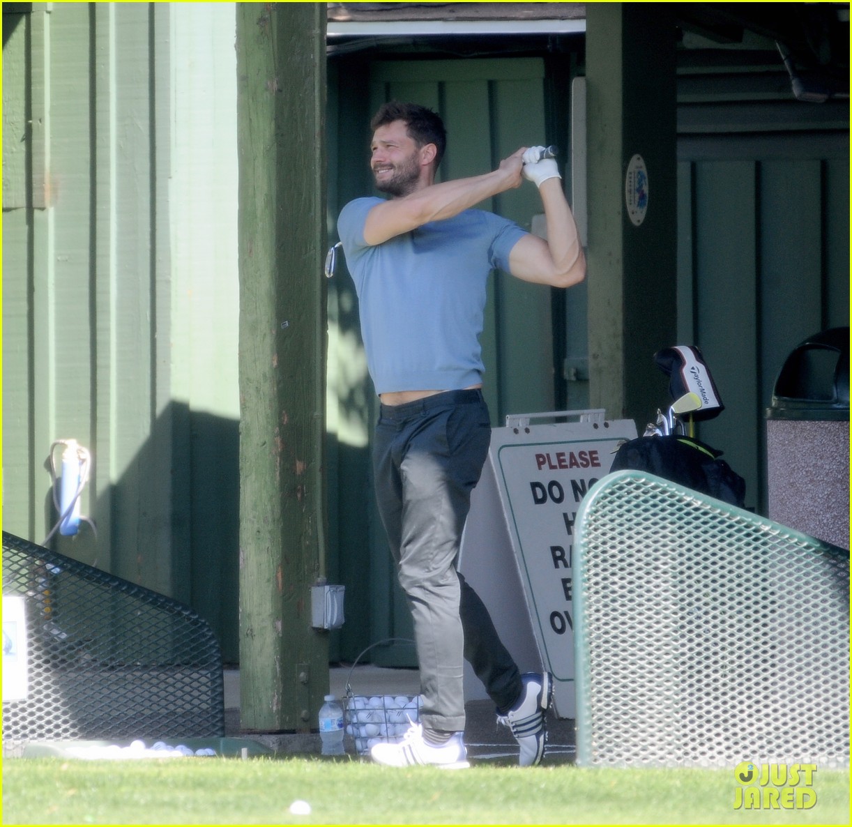 Jamie Dornan Flaunts His Biceps at the Driving Range!: Photo 4032401 ...