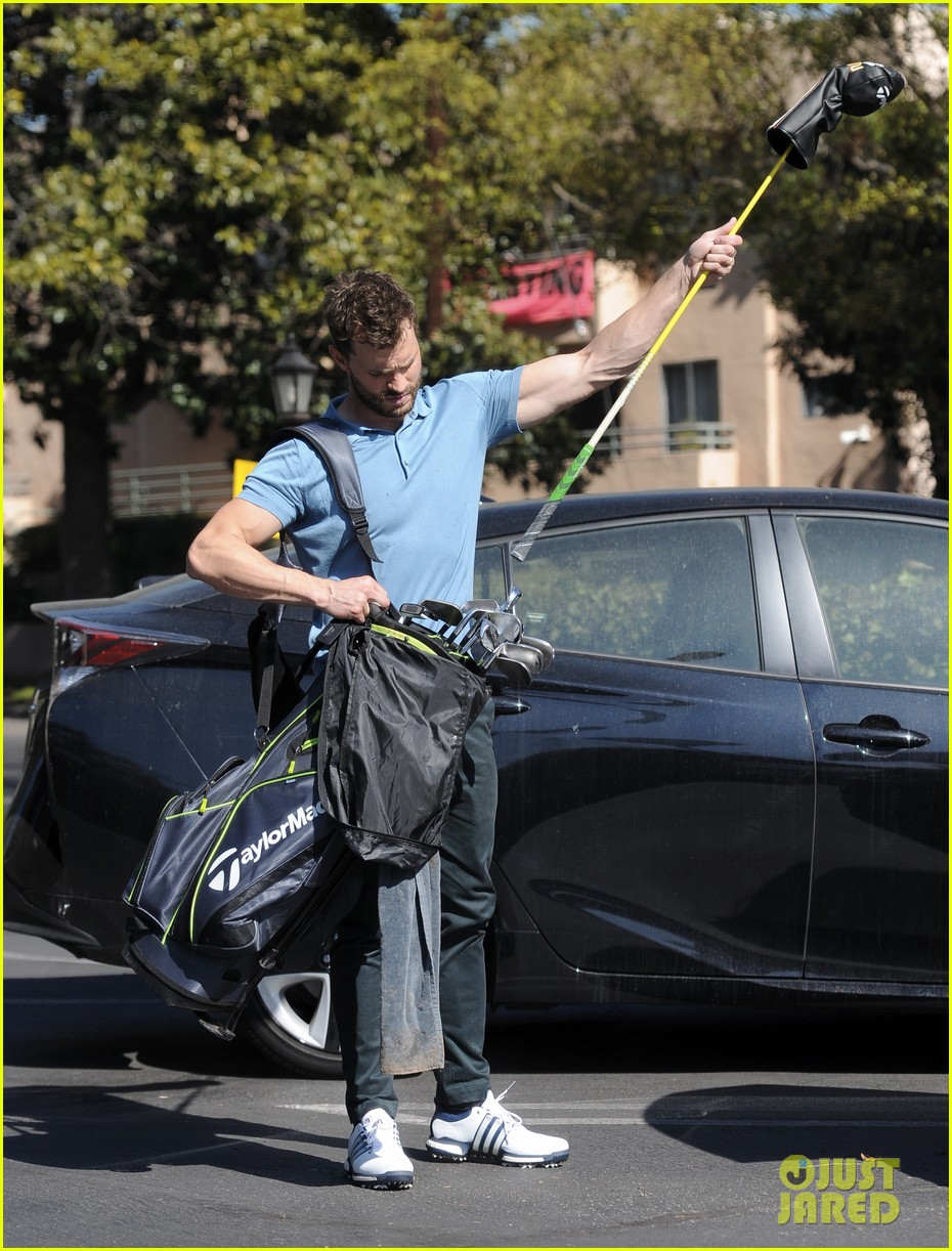 Jamie Dornan Flaunts His Biceps at the Driving Range!: Photo 4032405 ...