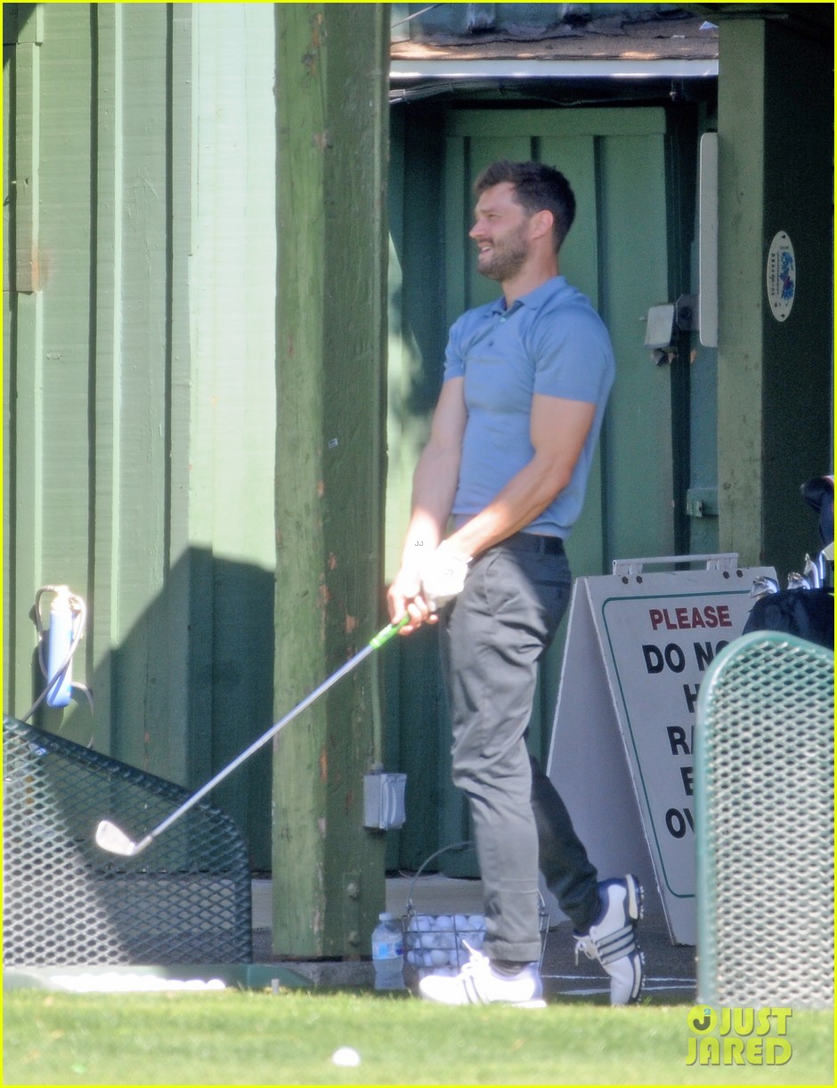 Jamie Dornan Flaunts His Biceps at the Driving Range!: Photo 4032411 ...