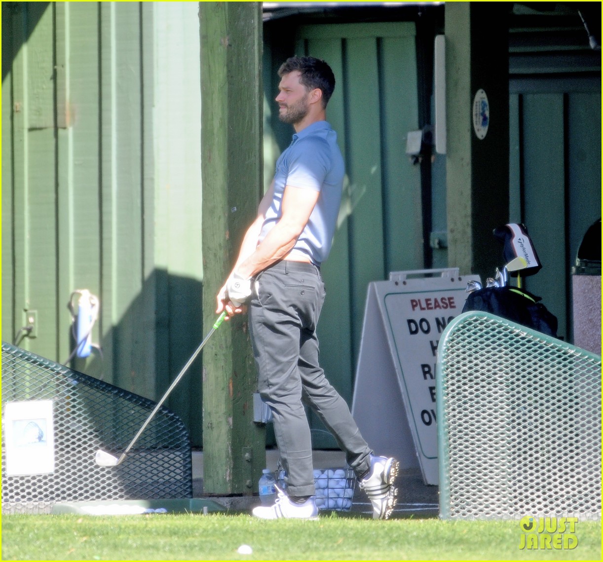 Jamie Dornan Flaunts His Biceps at the Driving Range!: Photo 4032429 ...