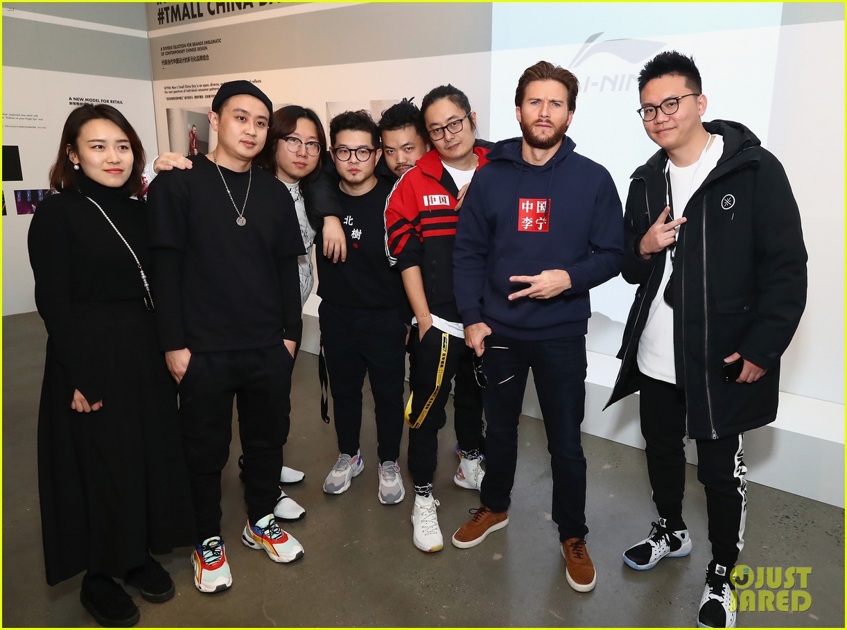 Scott Eastwood & Cameron Dallas Sit Front Row at Li-Ning NYFW Fashion ...