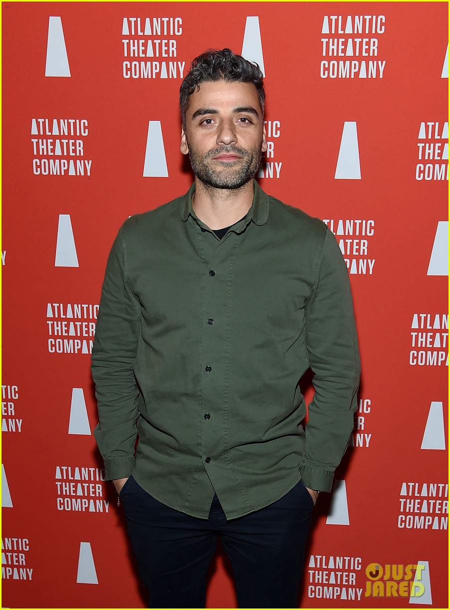 Oscar Isaac & Abbie Cornish Step Out To Support 'Hangmen' Opening ...