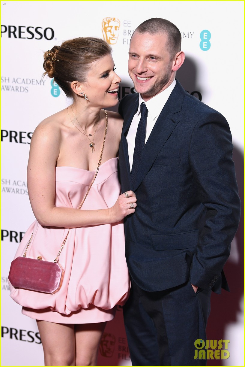 Kate Mara & Jamie Bell Couple Up for Events in London!: Photo 4034759 ...