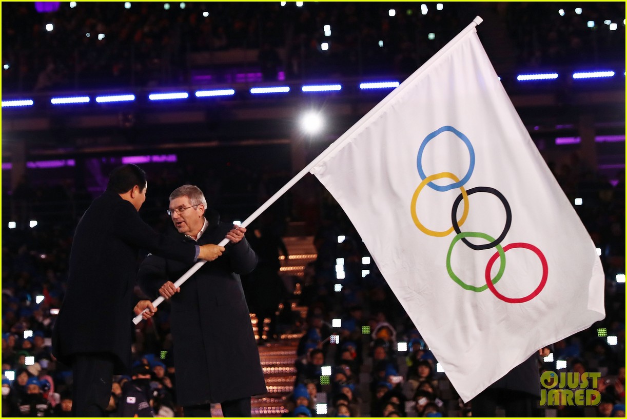 CL, EXO & Martin Garrix Perform at Winter Olympics 2018 Closing ...